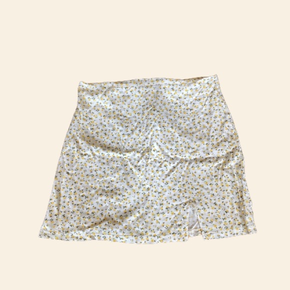 Lottie Moss | Skirts | Lottie Moss Yellow Ditzy Floral Mini Skirt Womens Size Small Cottagecore ...